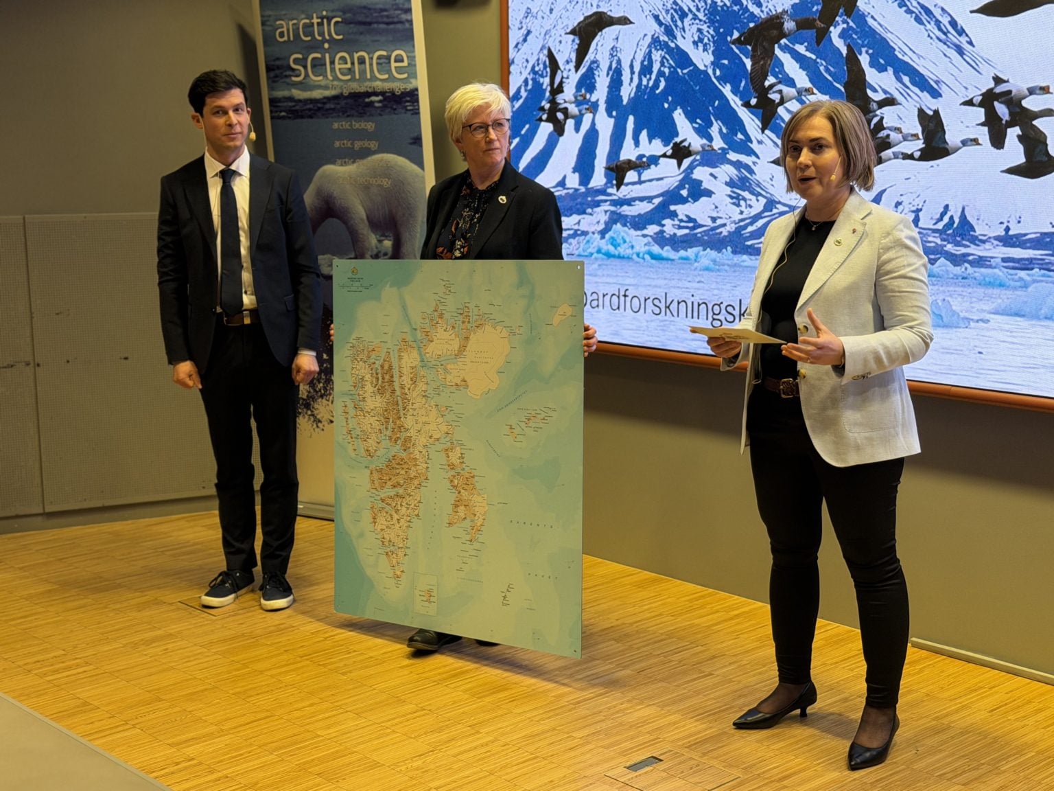 The Research Council of Norway and the Norwegian Polar Institute open ...